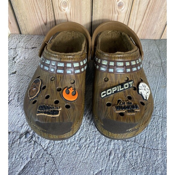 CROCS | Shoes | Crocs Star Wars Chewbacca Size Junior Sz 4 Classic ...